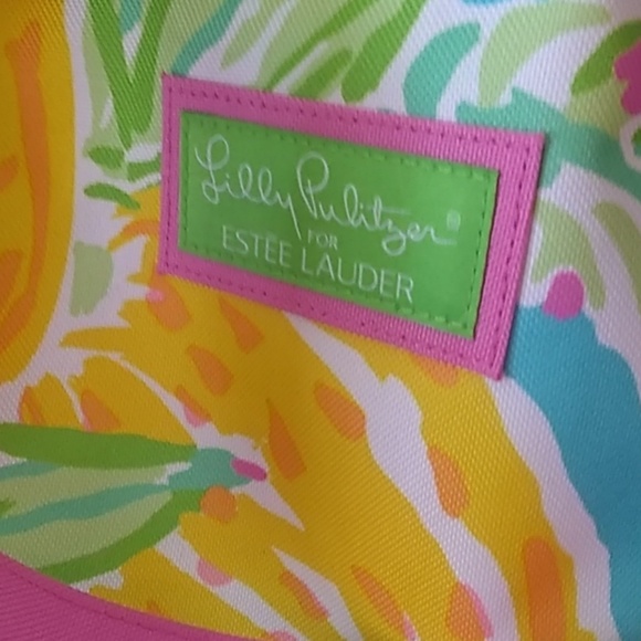 Lilly Pulitzer | Bags | Lilly Pulitzer Famous Floral Brightly Colored ...